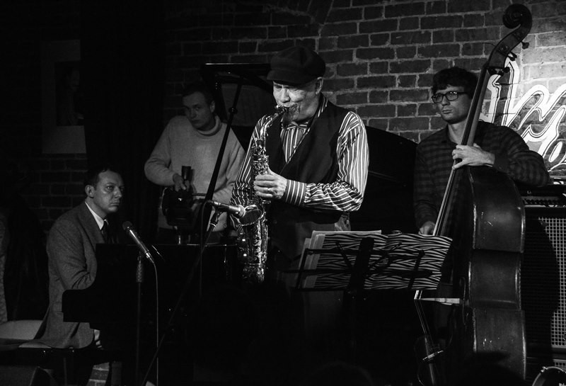 Steve Slagle (саксофонист) - концерт в джаз-клубе Эссе, Саксофон, 12 ...